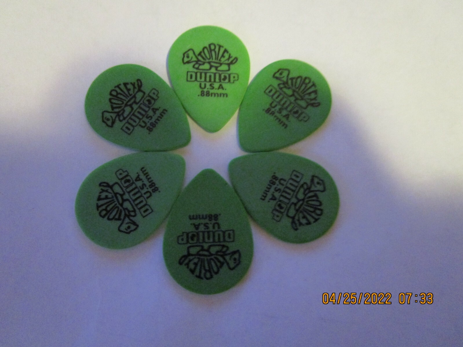 6 Pack New Jim Dunlop Tortex 358 Shape Guitar Picks GREEN 0.88mm Gauge ...