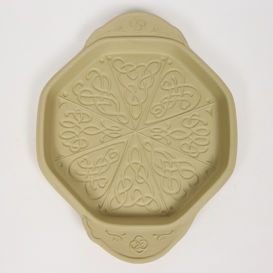 Shortbread Cookie Pan Celtic Knot Baking Pan Mold Handmade Stoneware ...