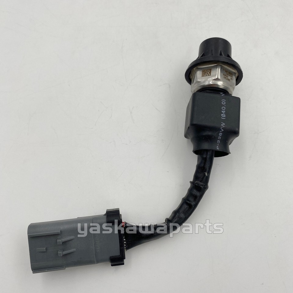 2897581 Fuel Pressure Sensor Peterbilt Cummins ISX12 ISX15 X15 Engine ...