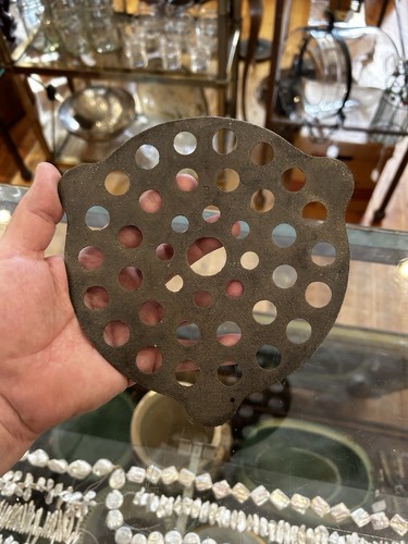 Cast Iron Trivet 1B 7.25" for Dutch Oven Wagner? | eBay