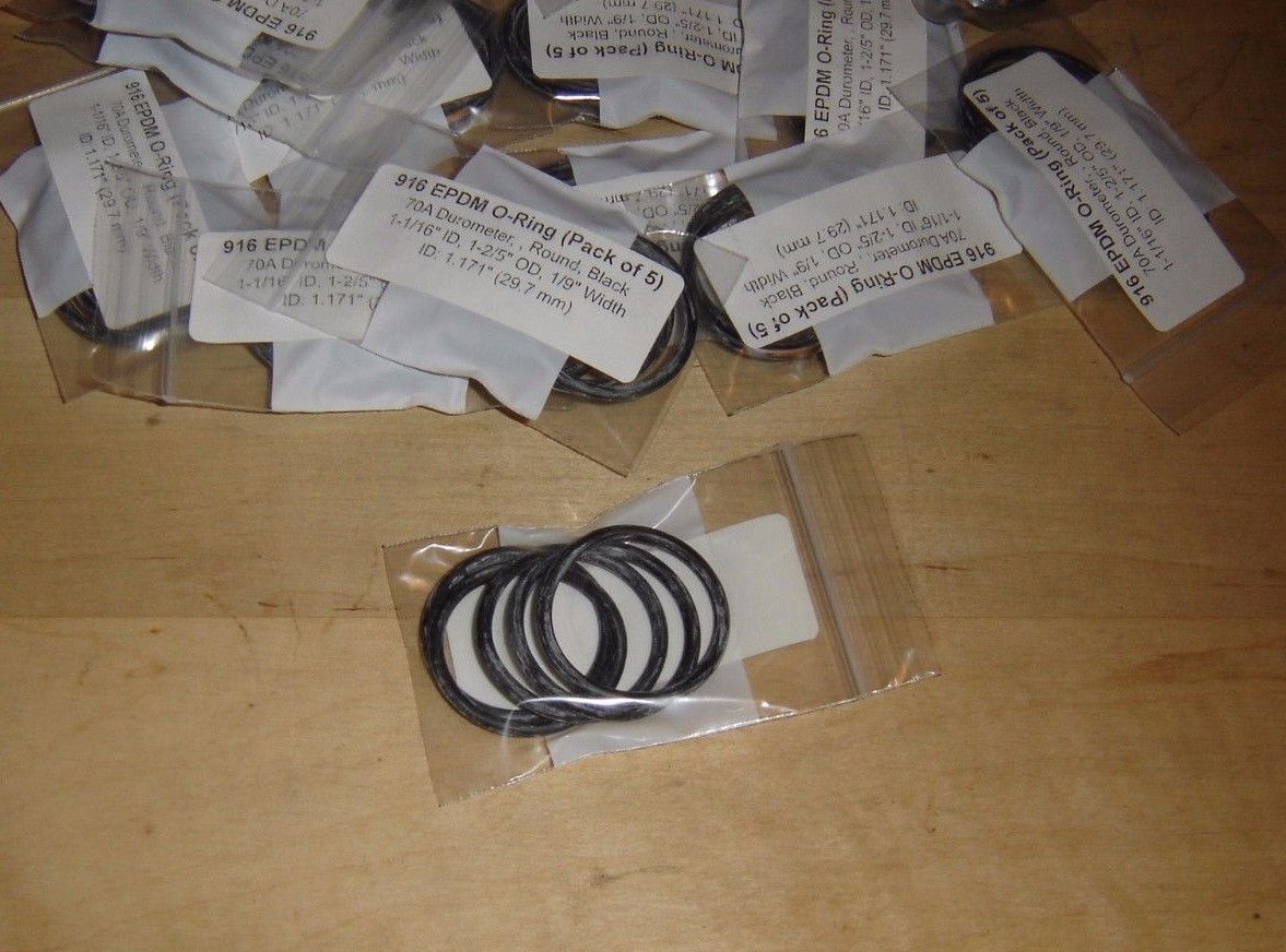 916 EPDM O-rings, 70A Durometer, Black, 1-1/16" ID, 1-2/5" OD, Pack of ...