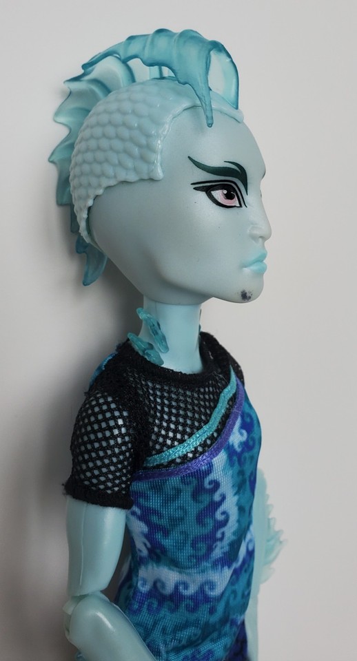 Monster High doll lot *READ* Wheel Love Lagoona Blue Gil Webber G1 ...