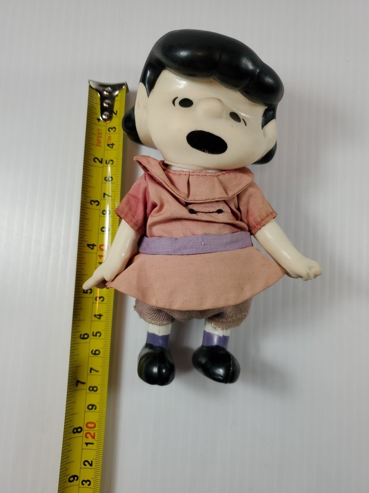 A Peanuts Pocket Doll Lucy 1966 Rubber /Vinyl NOT PERFECT | eBay