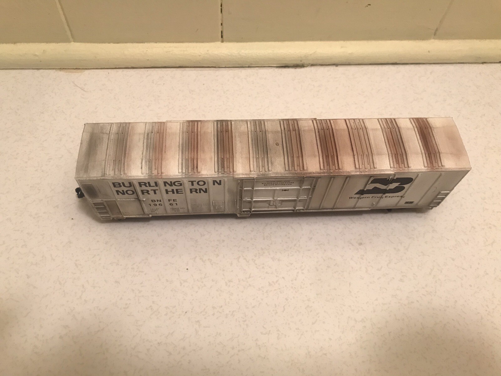 Burlington Northern Western Fruit Express Boxcar HO Scale Custom ...