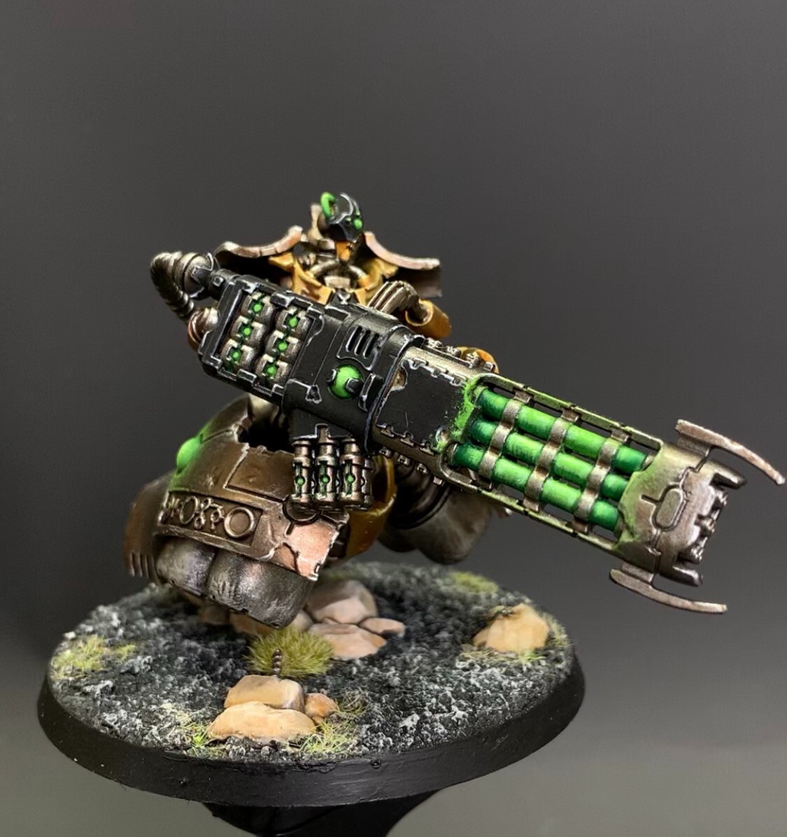 Warhammer 40K Necron Lokhust Heavy Destroyer PRO-PAINTED Display+ ...