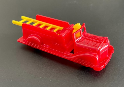 Vintage Renwal Plastic Fire Engine - Red/Yellow/Black - #105 - Made In ...