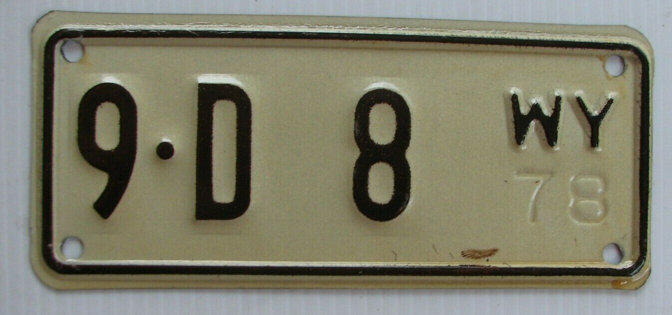 MINT 1978 WYOMING MOTORCYCLE CYCLE DLR LICENSE PLATE " 9 D 8 " WY 78 ...