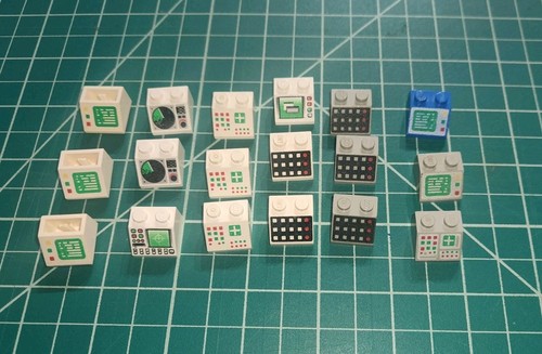 18 LEGO computer Screens Slope 45 2x2 Radar Windows 3039 Classic Space ...