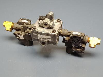 Bendix K109815/K105765 ATR-6 Brake Traction Relay Valve w/2 Bendix ...