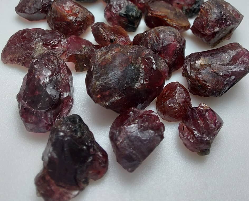 80 CT Natural Blood Red Almandine Garnet Crystals Lot From Afghanistan ...