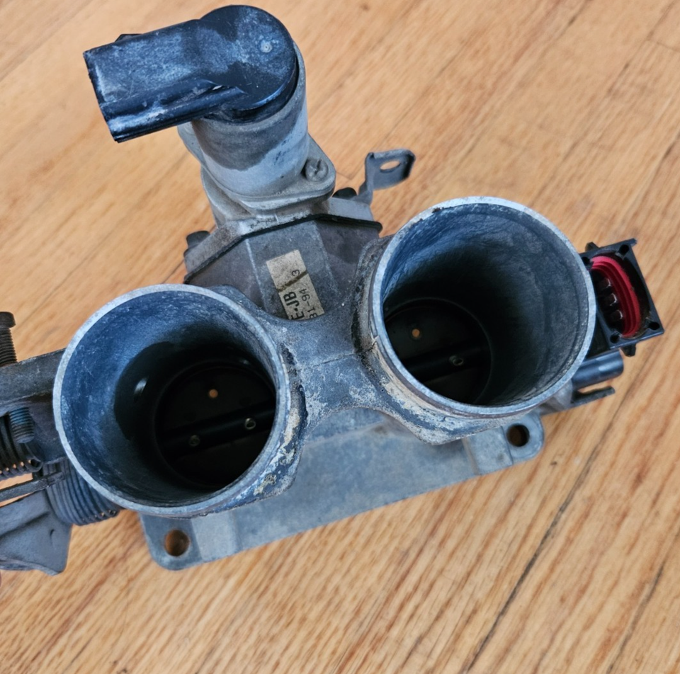 Throttle Body Throttle Valve Inline 6 300 4.9 Fits 1987 - 1995 FORD ...