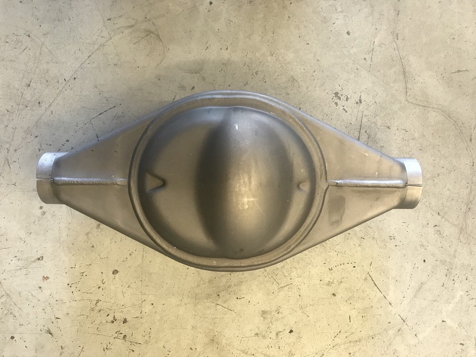 FORD 9 INCH DIFF HOUSING HEAVY DUTY QUALITY MADE WITH STUDS TO TAKE 3 ...