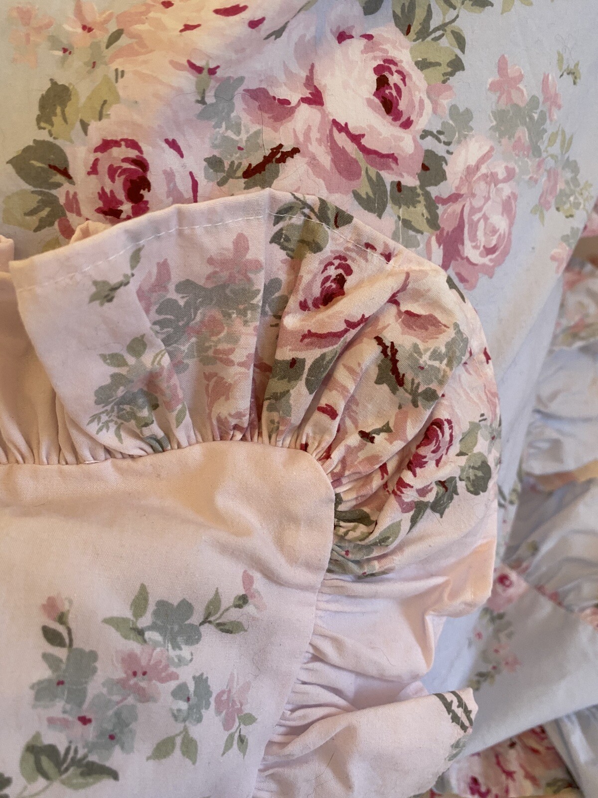 Rachel Ashwell Shabby Chic Couture Vintage Pink Bella Shams! | eBay