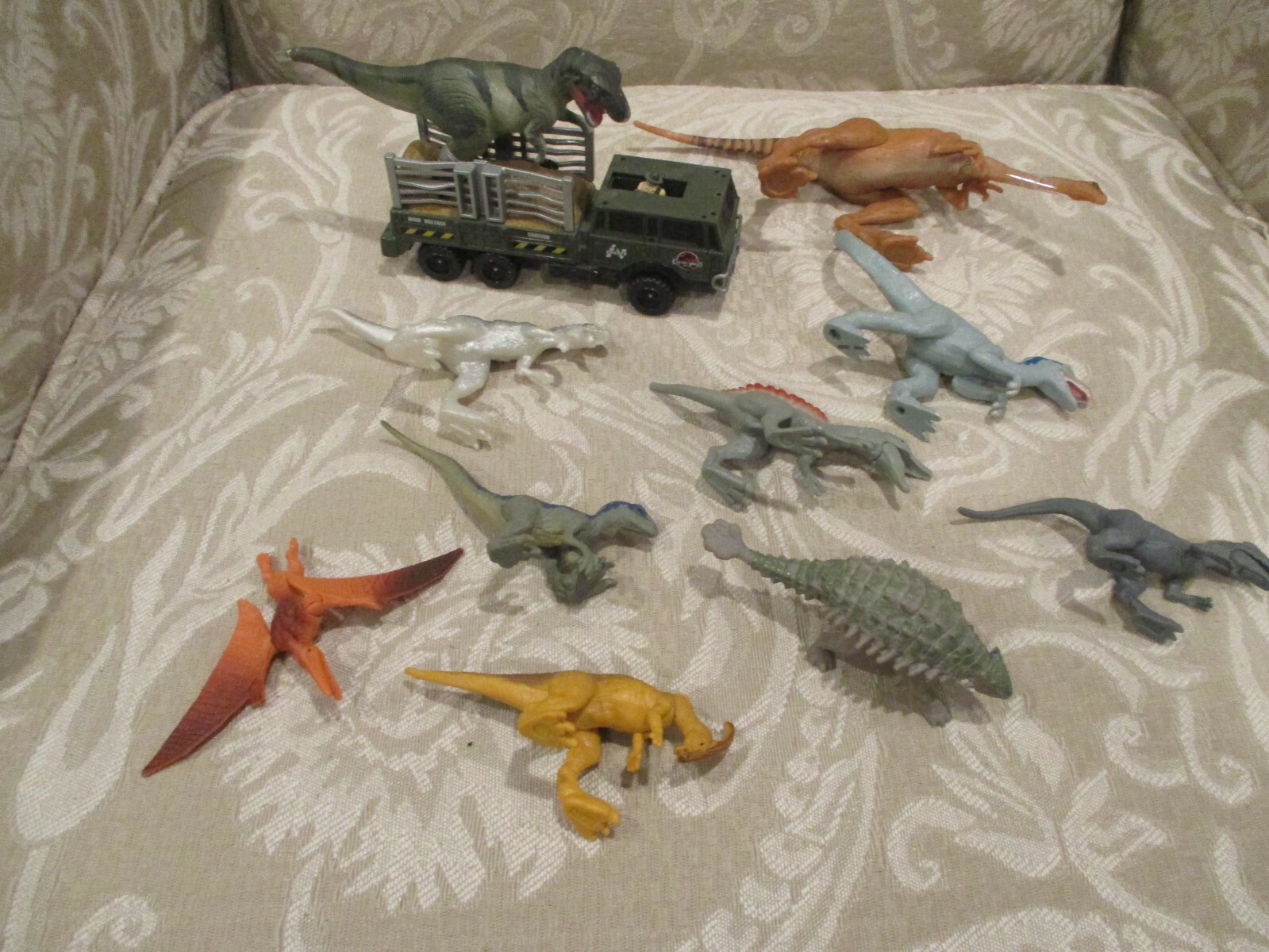 JURASSIC PARK AUTHENTIC LOT OF 10 - INGEN T-REX TRUCK & 9 DINOSAURS | eBay