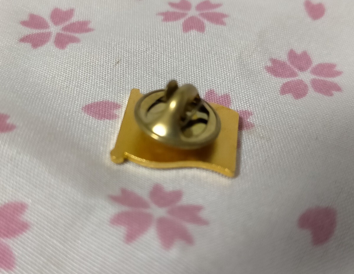 SGI Soka Gakkai Japan official Pins Batch 3 colors flag symbol design ...