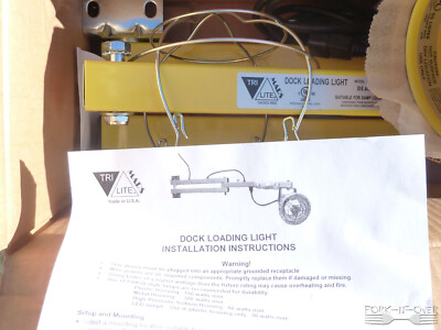 Fixtures - Loading Dock Light