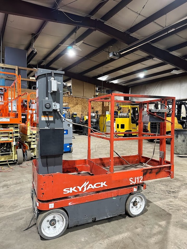 2017 SKYJACK SJ12 COMPACT PERSONNEL DRIVEABLE MANLIFT VERTICAL MAST SKYJACK LIFT | eBay