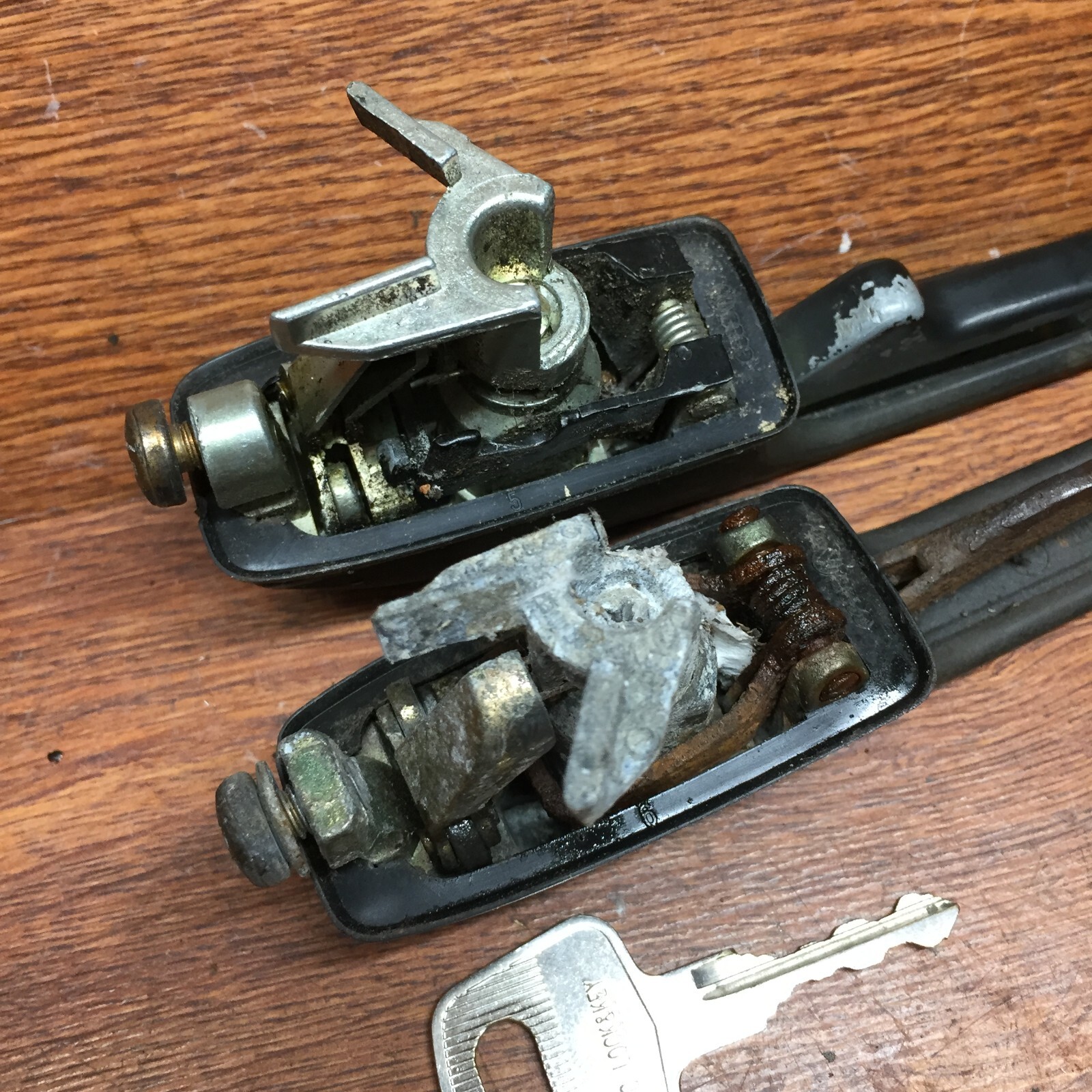 1982 Volkswagen Rabbit MK1 4 Door Pair Front Exterior Door Handles with ...