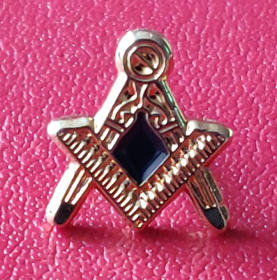 Masonic Pin Badge - Gilt - Entered Apprentice EA Square and Compasses ...