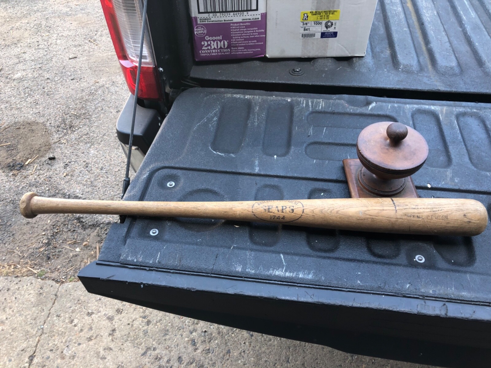 VINTAGE SEARS BASEBALL BAT 1744 PROFESSIONAL Mickey Mantle model 33” | eBay