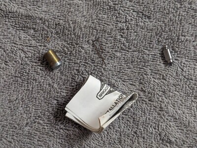 New Briggs and Stratton Float Seat Kit 394682 | eBay