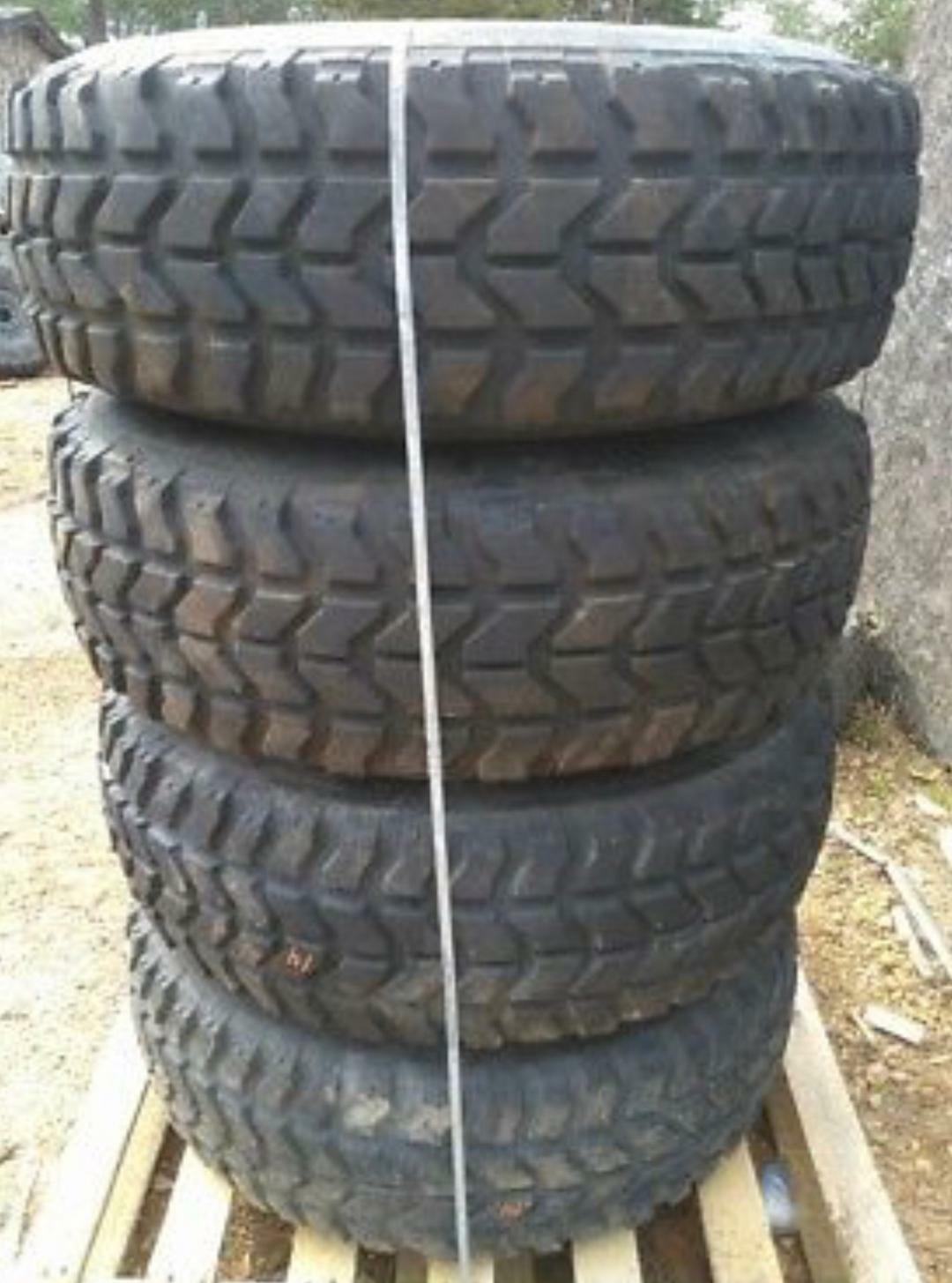 4 Goodyear Wrangler MT Oz 37x12.5x16.5 Military H1 off Road 4x4 Tires ...