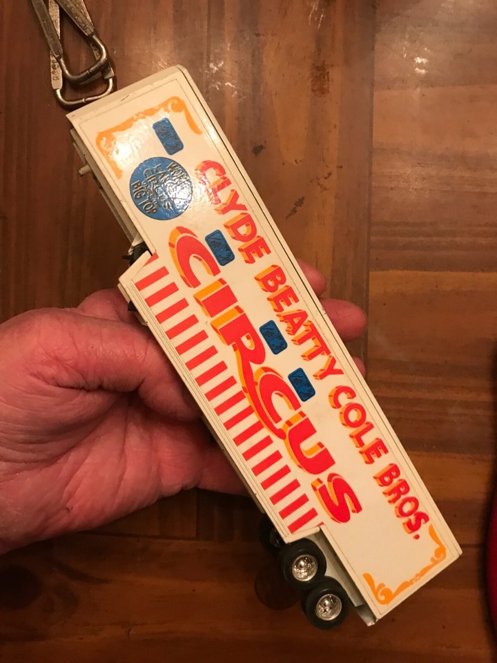 ERTL Clyde Beatty Cole Bros Circus TICKETS Truck Tractor Trailer 10-3/4 ...