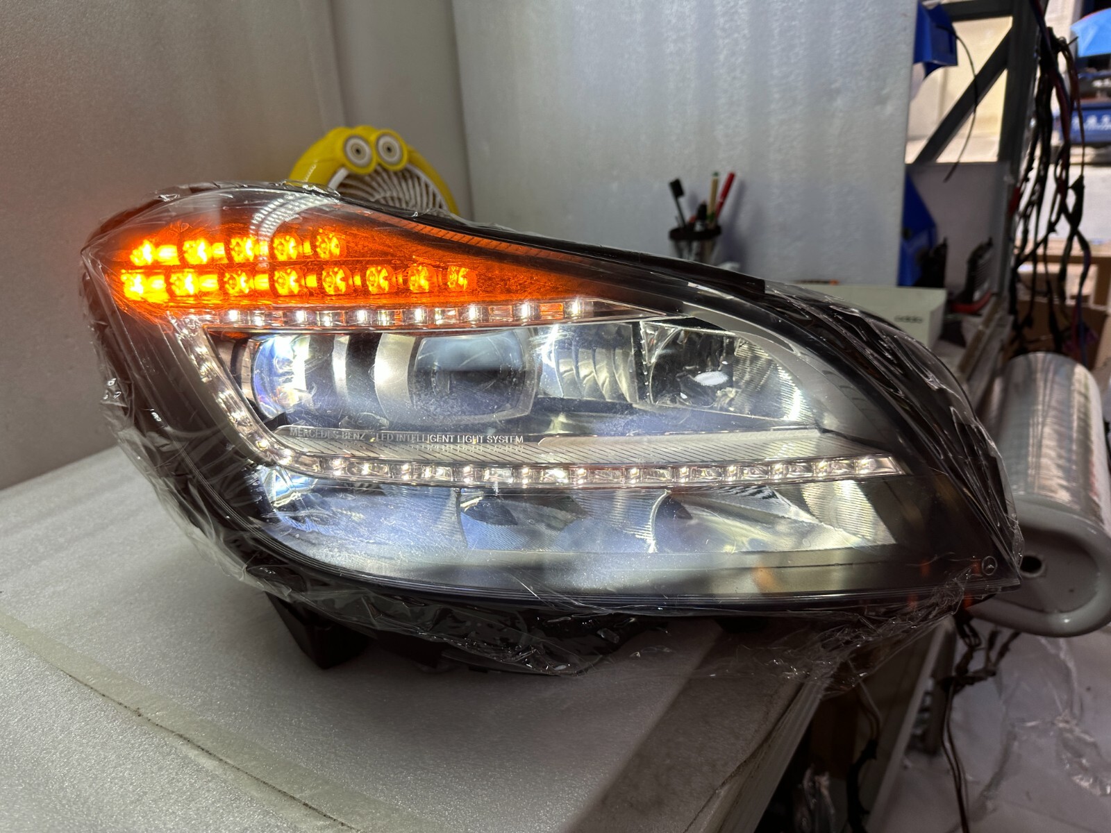 Mercedes Benz CLS500 CLS550 CLS63AMG W218 left & Right LED Headlights ...