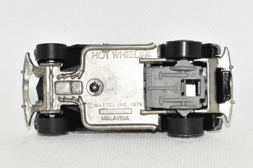 Hot Wheels Real Riders Hi-Rakers 3-Window '34 Ford Coupe Black w/Flames ...