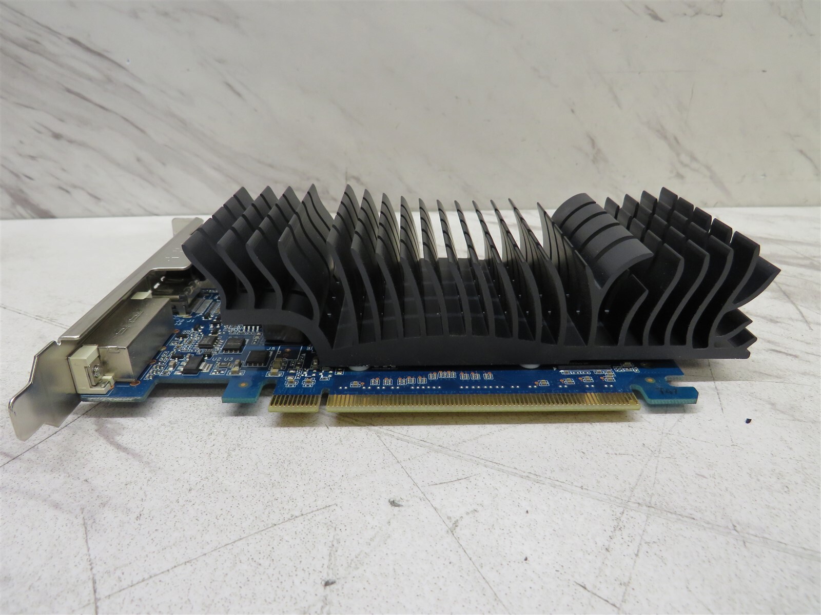 ASUS+NVIDIA+GeForce+GT+620+2gb+Gt620-sl-2gd3-di-dp+Video+Graphics+Card ...