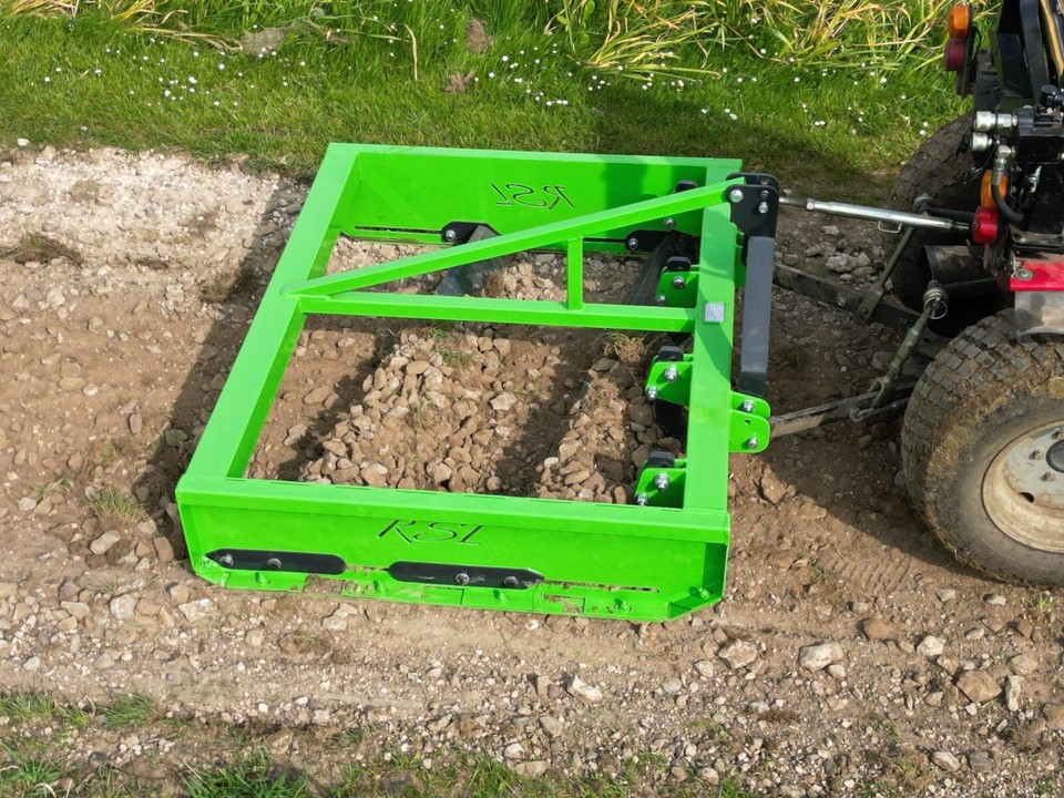 Heavy duty Compact tractor land and track grader Made in Hertfordshire ...