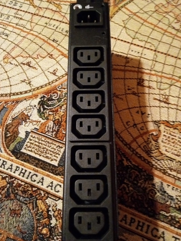 Dell APC 7 Outlet PDU Power Distribution Unit DELL6015 J541N | eBay