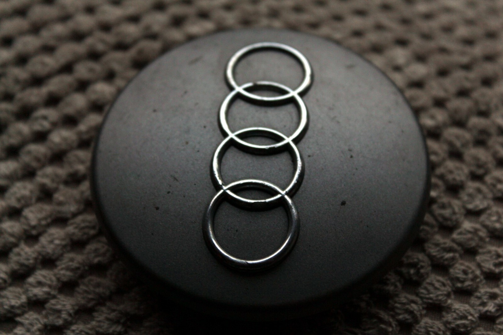 Original OEM Genuine AUDI A3 A4 A6 A8 8D0601170 Alloy Wheel Center Cap ...