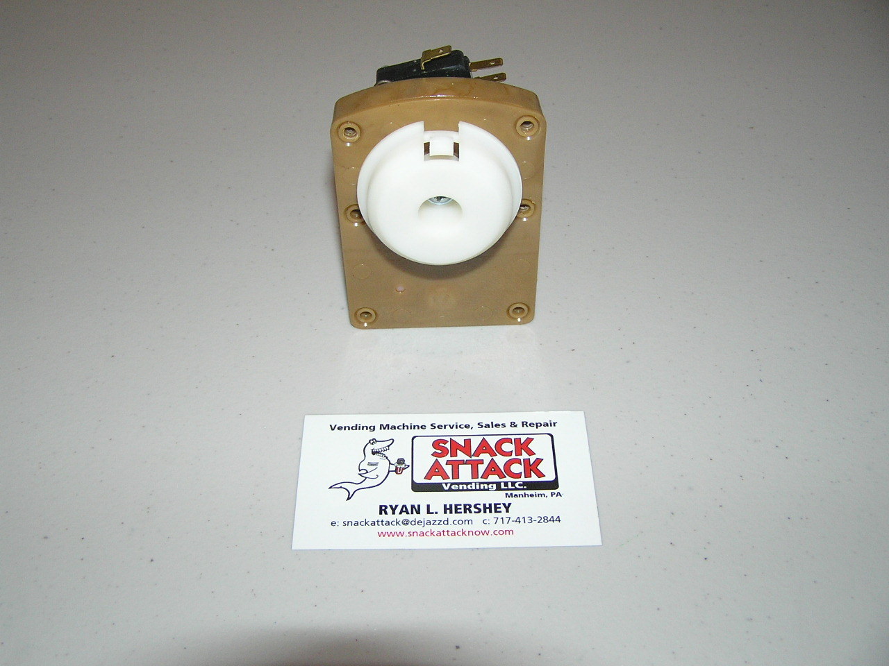 (2) ROWE 4900, 5900, 6800 & 7800 SNACK VENDING MACHINE VEND MOTOR HUB ...