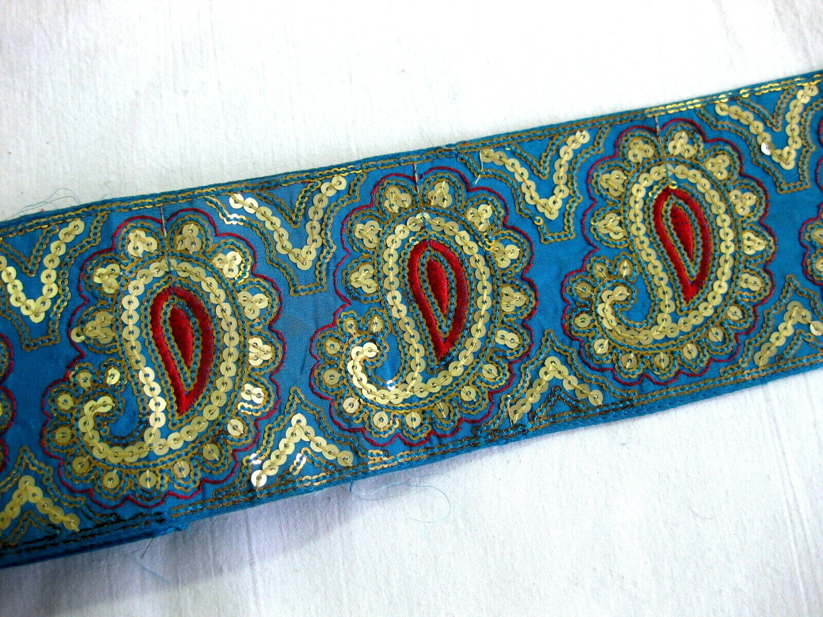 Borte mit aufgestickten Muster u.Pailletten verschiede Farben,9,5cm,lfm ...