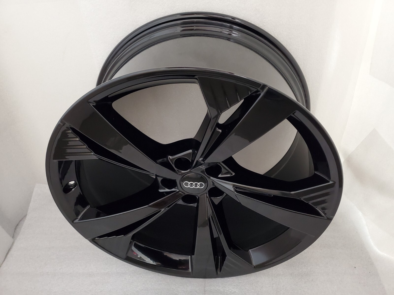 Original 21" Audi E Tron S OEM Wheels Gloss Black Rims Q7 Q8 Etron ...