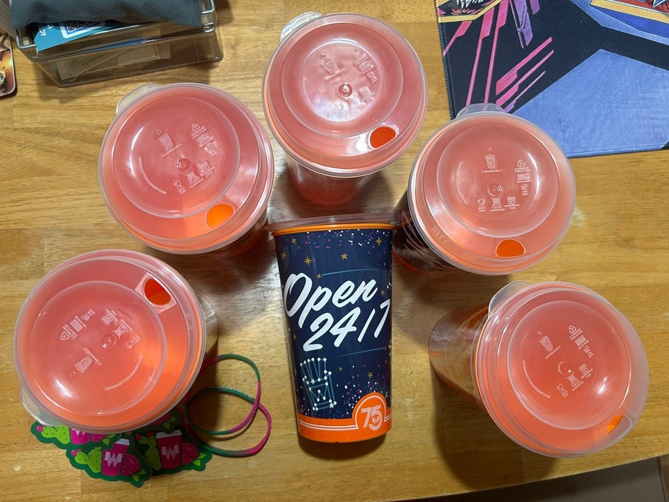 WHATABURGER Collector 6 Cups With Reusable Lid, 4 Stickers And 2 Wrist ...