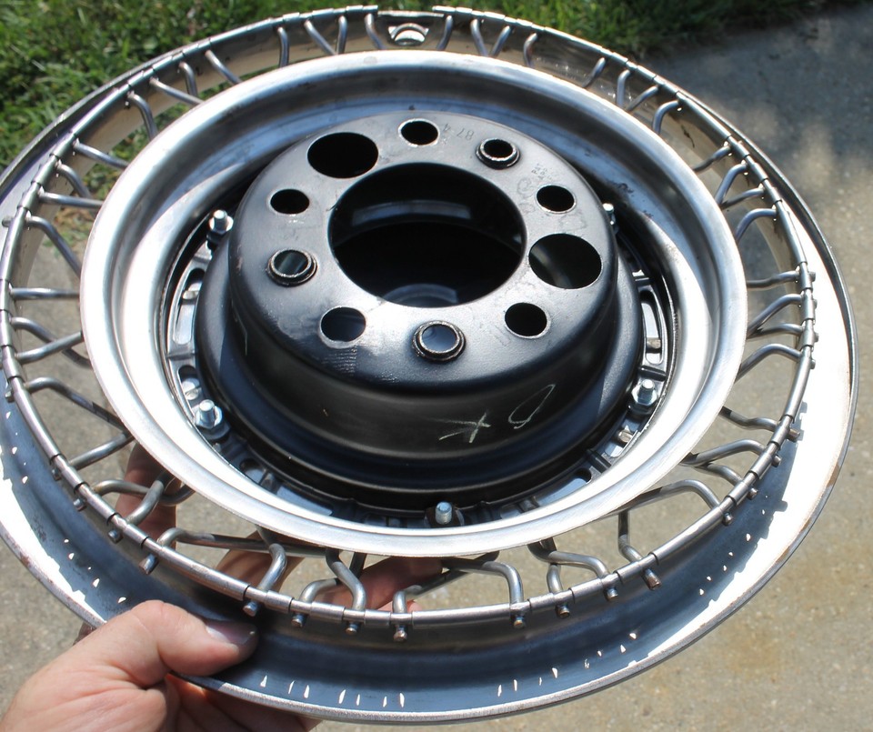 Real Nice Lyons Set 4 Wire Wheel Spoked Hubcaps 1950s Studebaker 51 52 ...