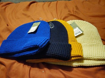 Lot of 4 GOODFELLOW & Co Men's Fall/Winter Knit Beanie Caps-Red,Blue ...