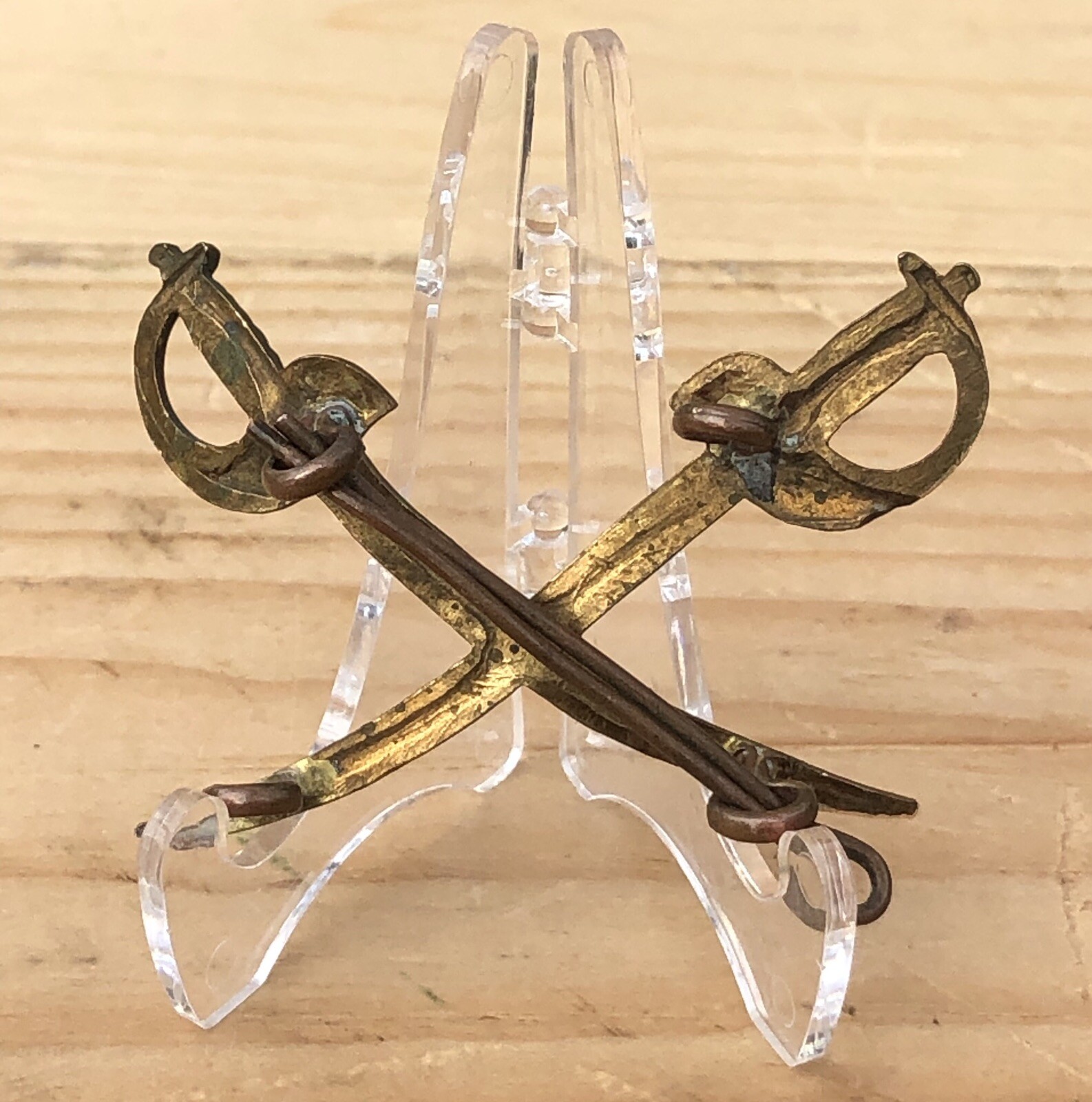 Original Antique WWI Canadian Cross Swords Cavalry Hat Cap Badge ...
