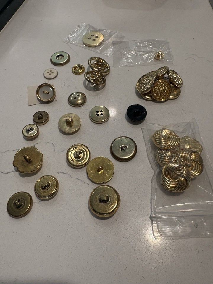 Vintage Metal Shank Button Lot Gold Tone Crest Knot Blazer Sewing ...