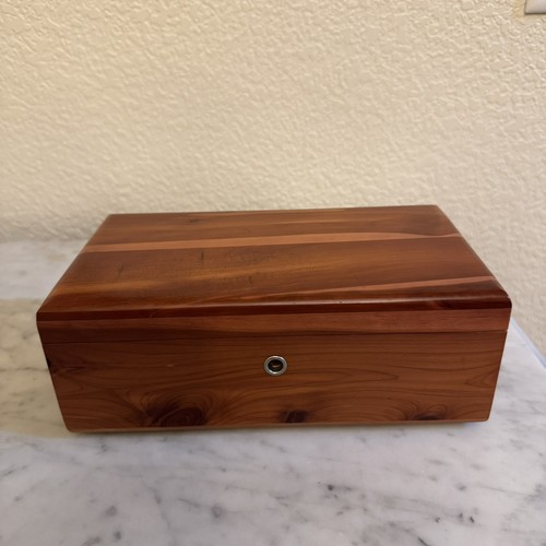 Vintage Lane Miniature Cedar Chest Jewelry Box w/Key Pasadena ...