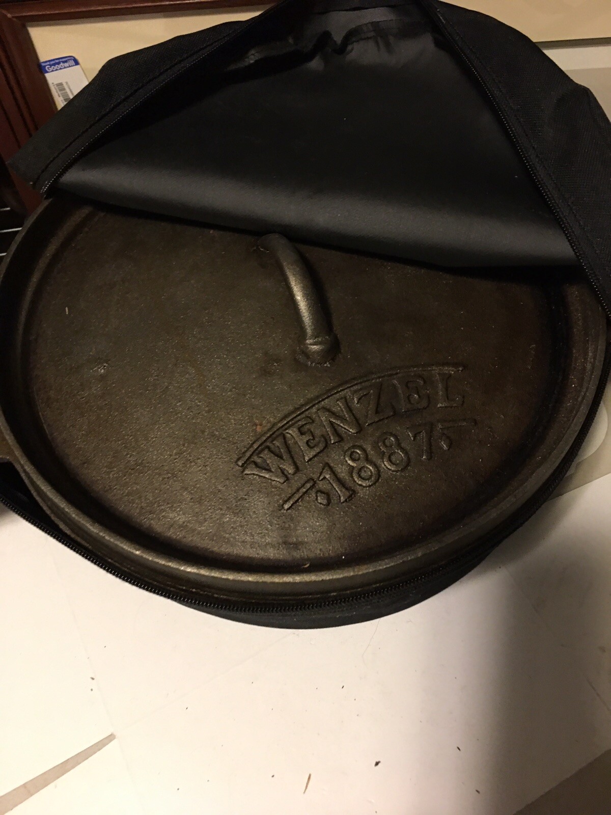 WENZEL 1887 Cast Iron Dutch Oven Roaster Camping w/ Lid Bail Handle 12 ...