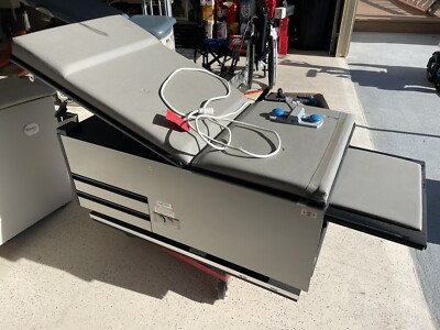 Furniture - Medical Examination Table