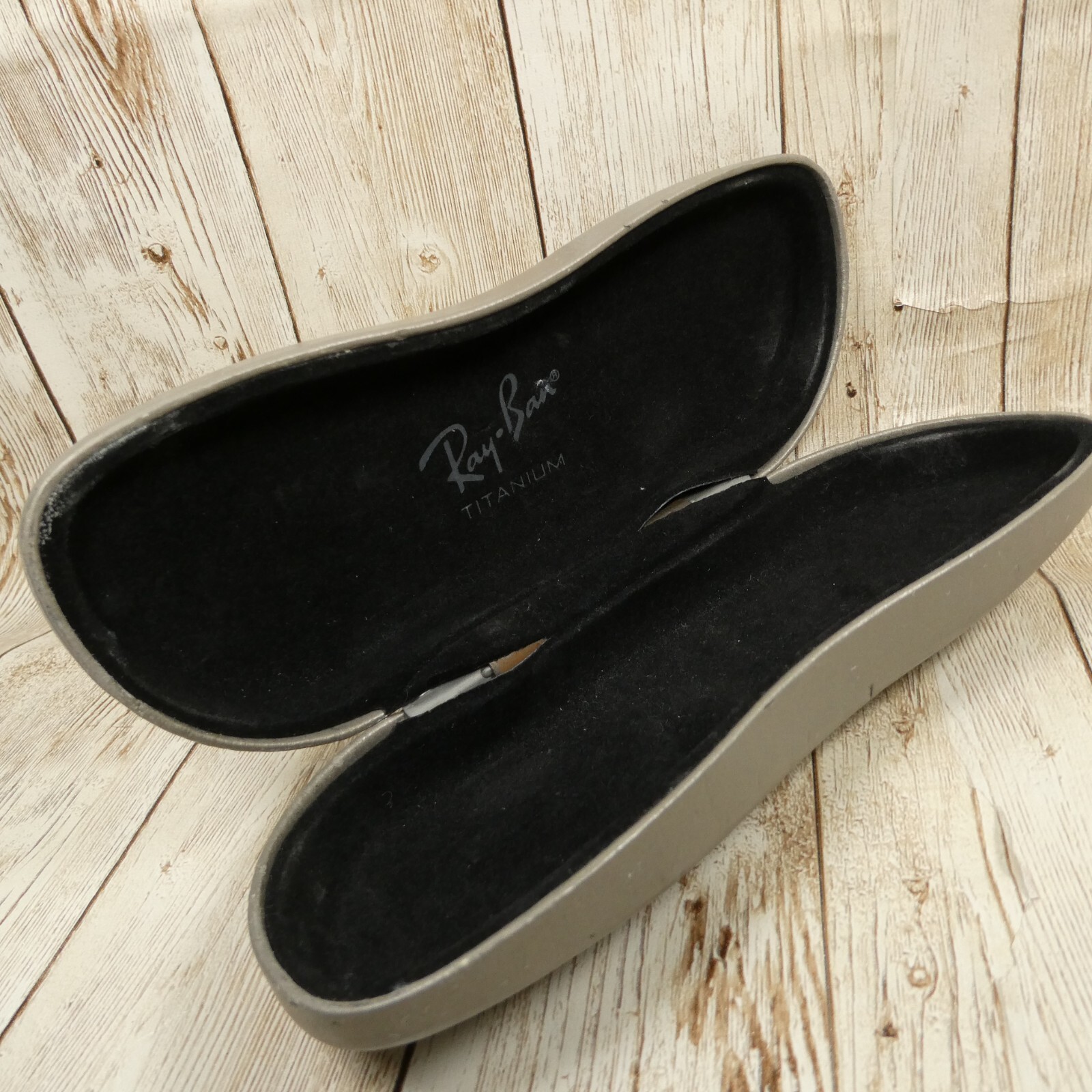 Ray-Ban Titanium Eyeglasses Gray Hard Clam Shell CASE ONLY | eBay