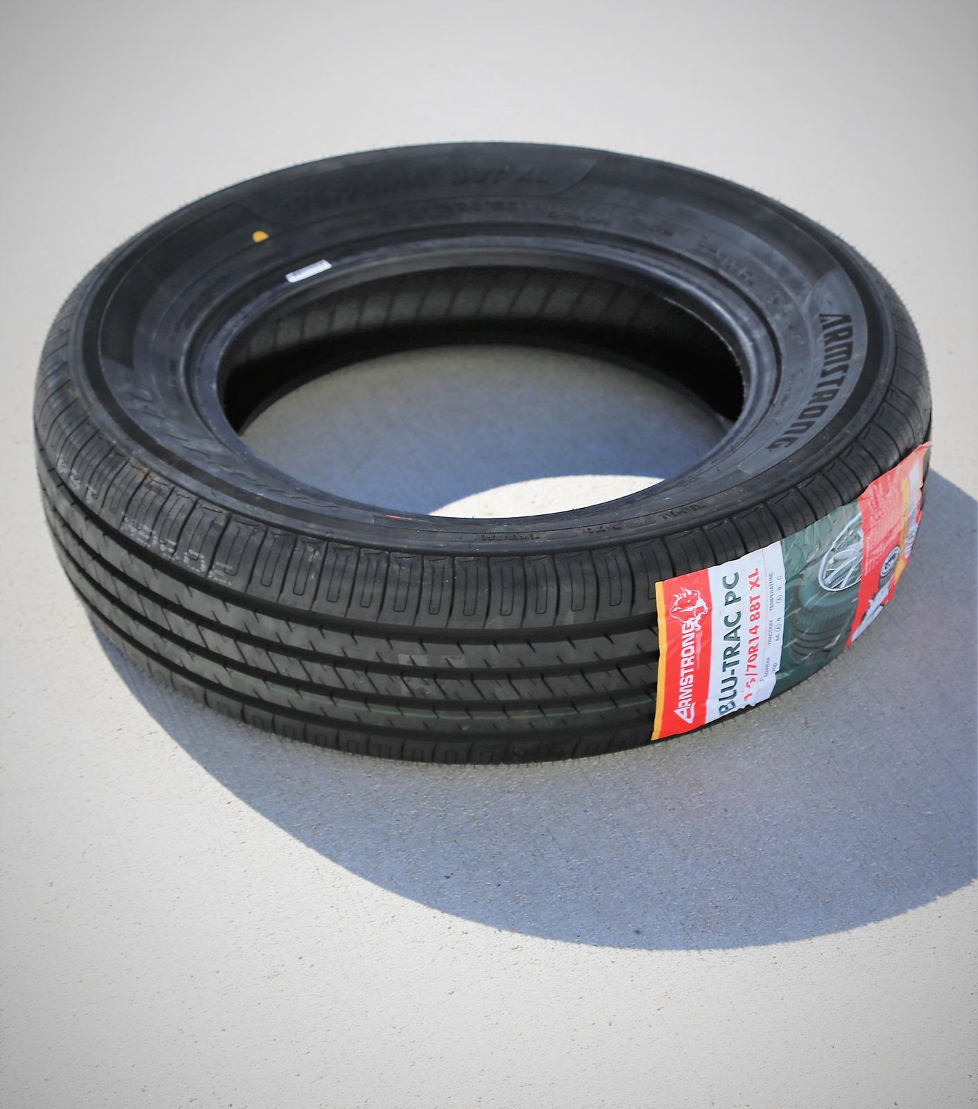2 Tires Armstrong Blu-Trac PC 175/70R14 88T XL A/S All Season | eBay