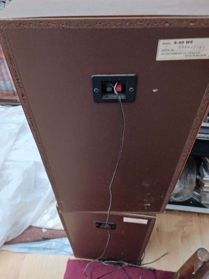 JVC Retro Hi-fi Stack System in a cabinet with turntable, Cassette and ...