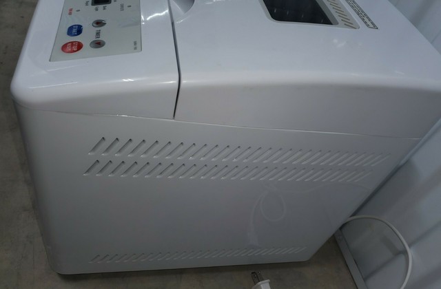 SBM 150 SANYO Automatic Bread Maker Bread Factory Plus Has Paddle Works ...