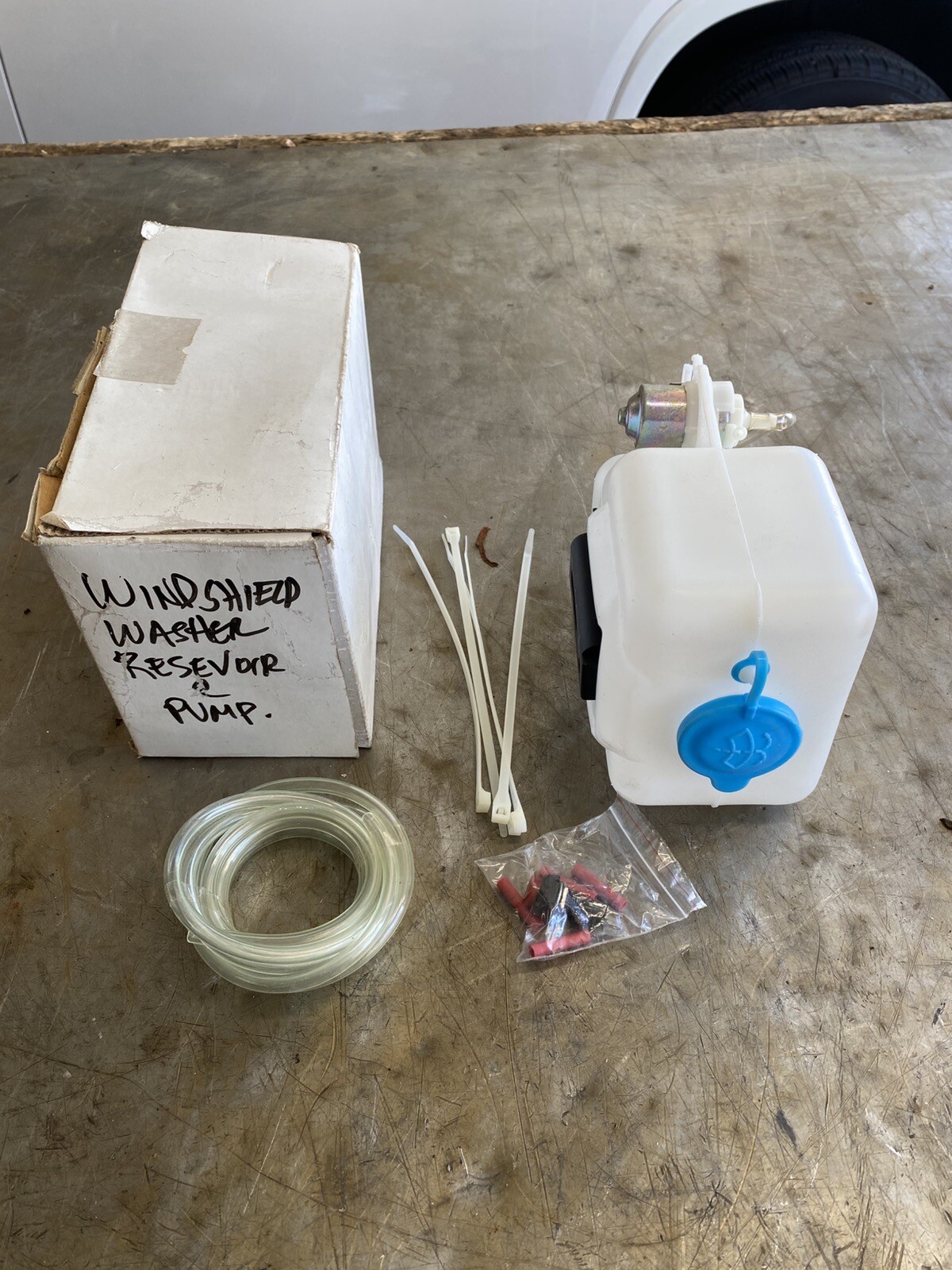 Windshield Washer Fluid Reservoir & Pump | eBay