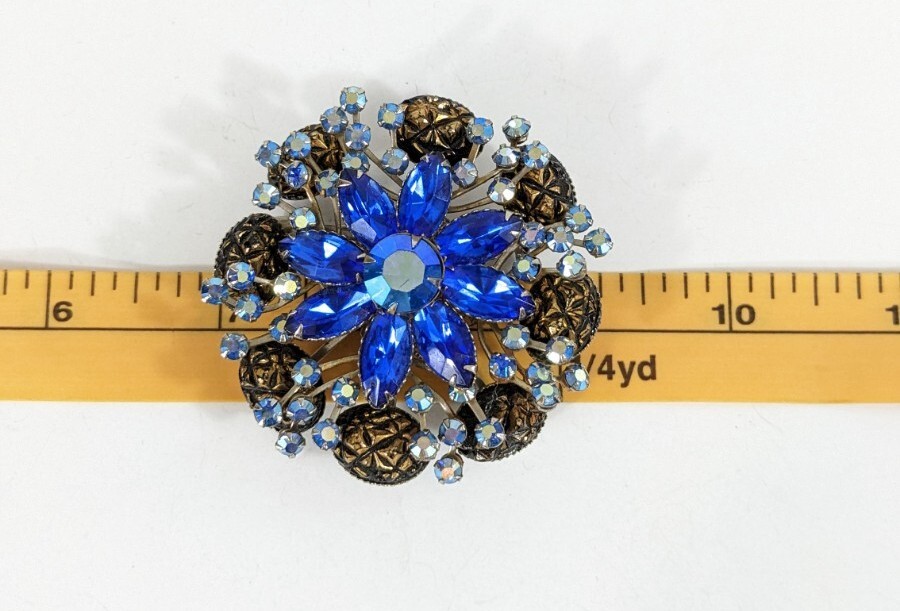 Large Round Vintage Blue Rhinestone Flower Brooch Pin - Gem